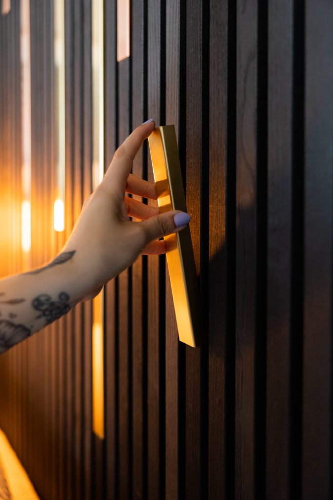 Wooden slat wall, wall panels & acoustic panels » WoodUpp